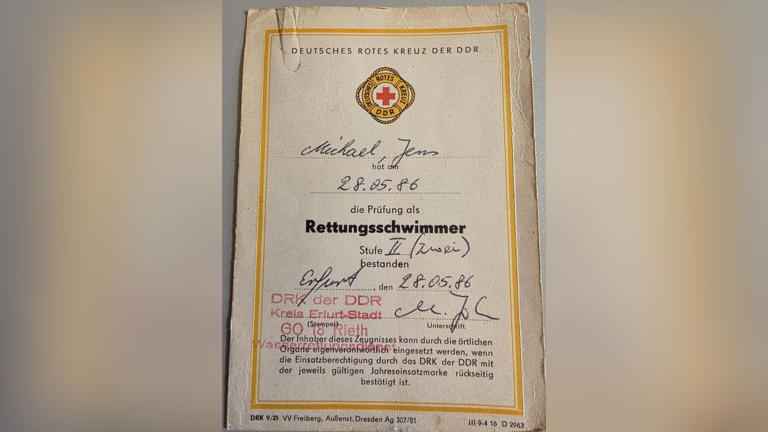 Ehrung: Jens Michael ist seit 40 Jahren Rettungsschwimmer in Arnstadt