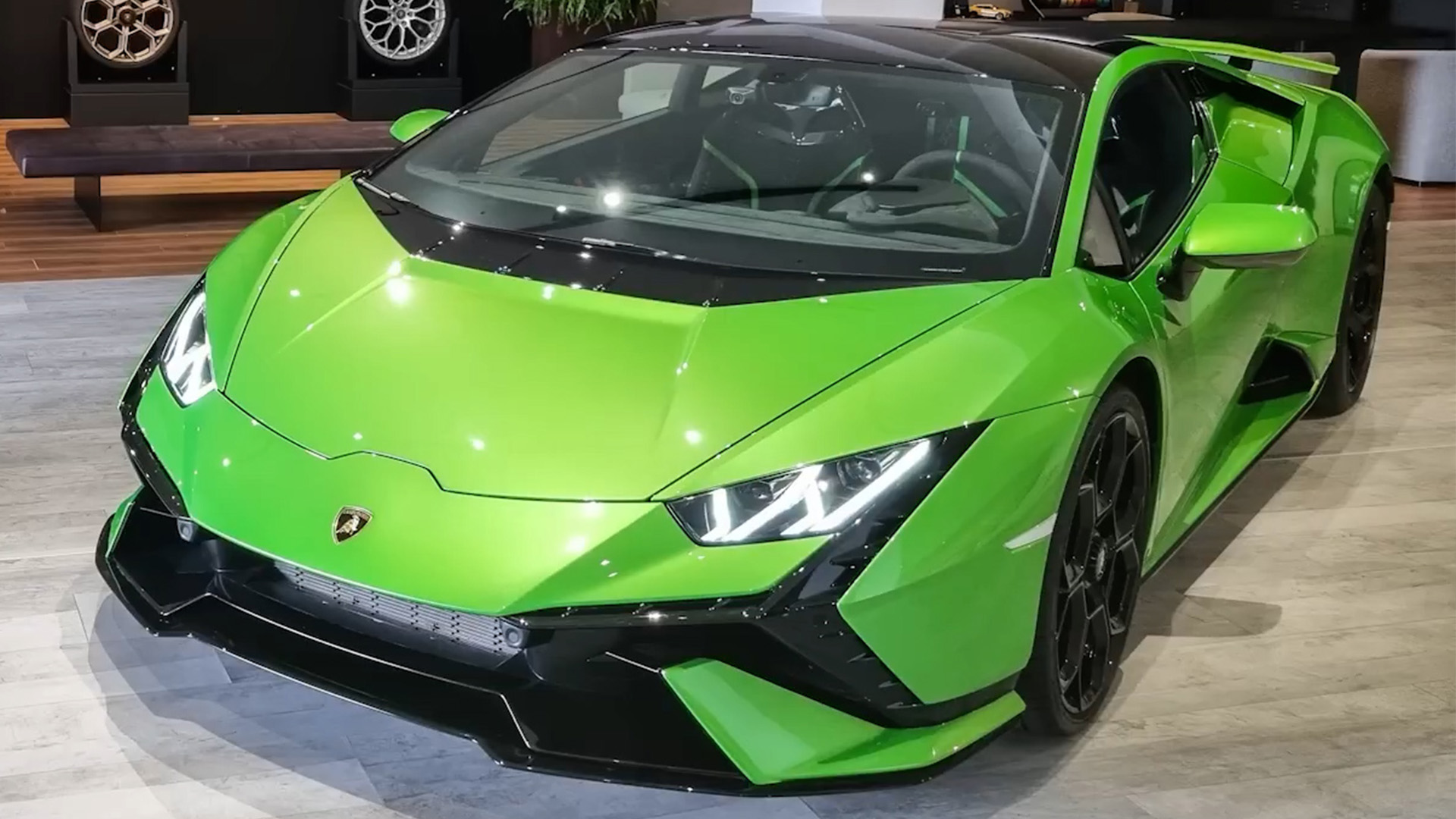 First drive of the Lamborghini Huracan Tecnica