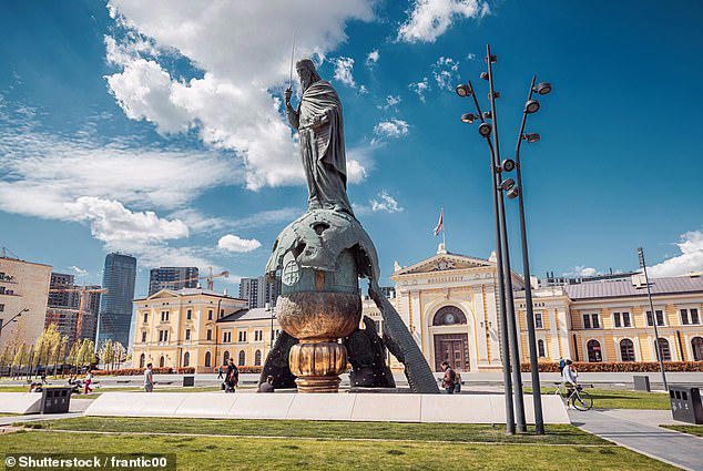 The world's best cities for solo travel - as Manchester is named the UK ...