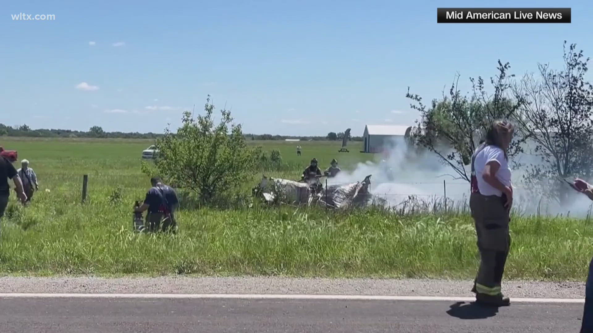Plane full of skydivers crashes in Missouri, killing 12