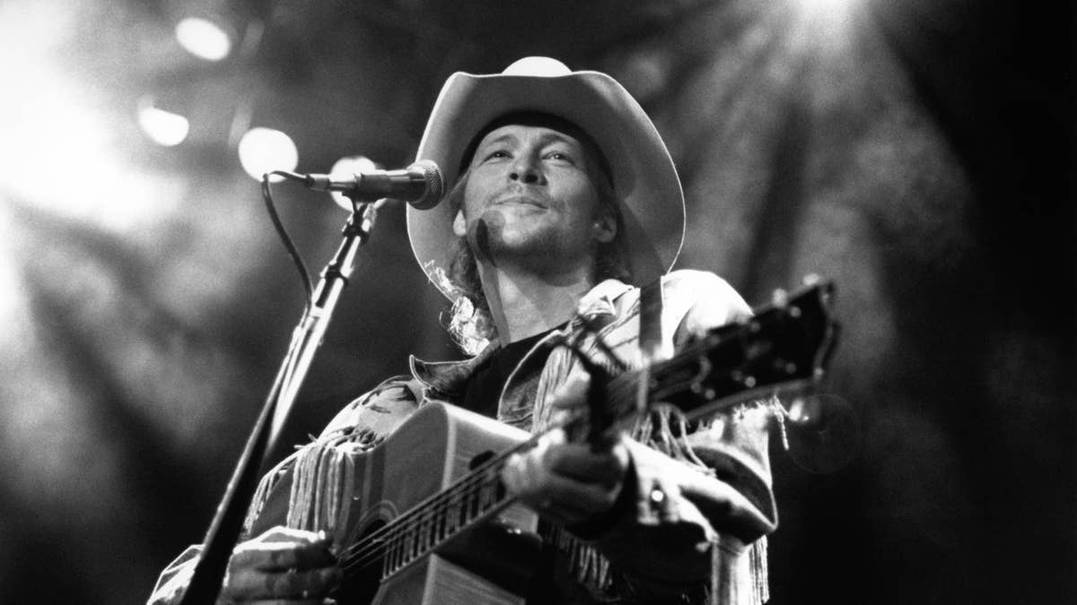 Alan Jackson to open museum and distillery in Nashville before final ...