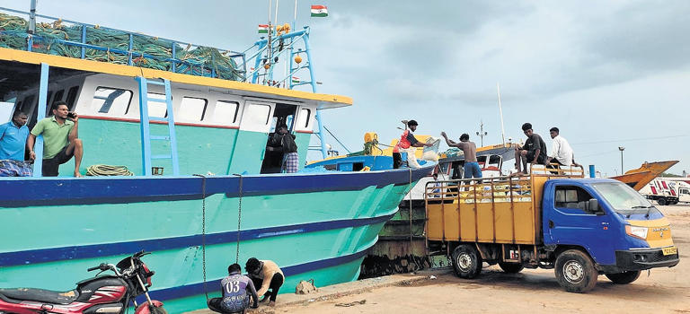 Fishers across TN return to sea braving rising fuel cost, rough weather