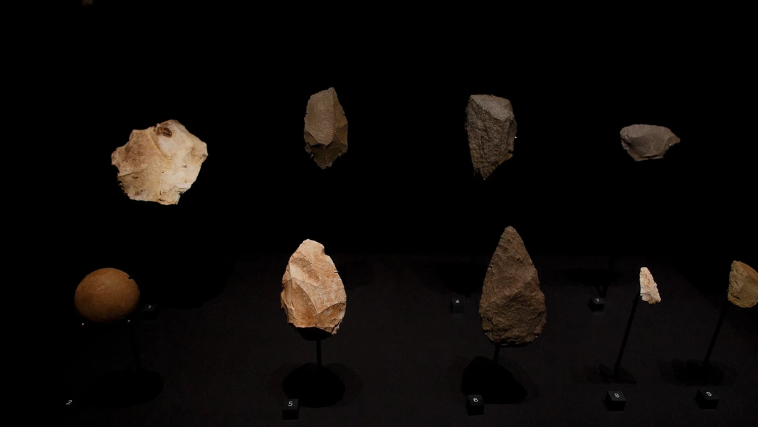 Study challenges 'Human Revolution' with gradual evolution model
