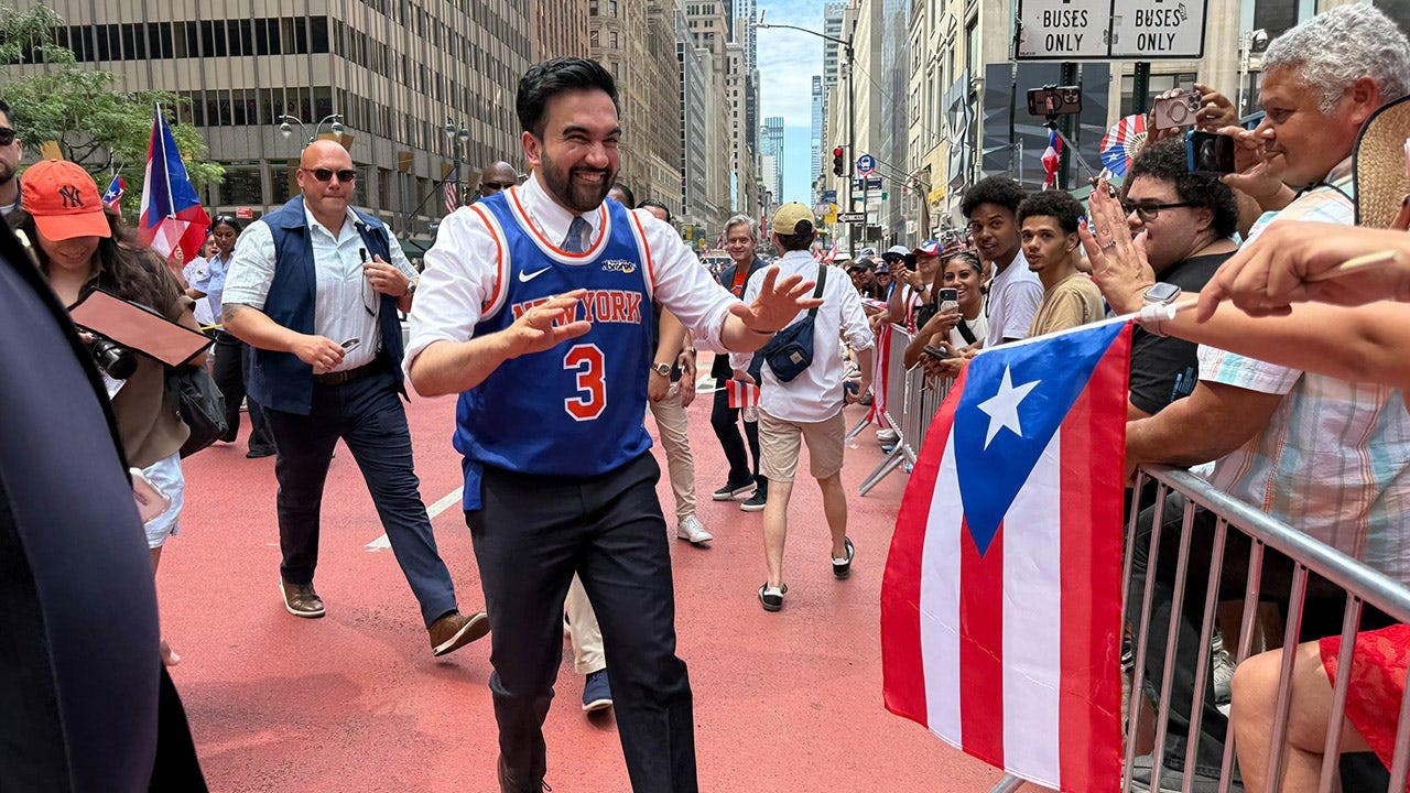 Mamdani parties with Knicks champion Jose Alvarado on Puerto Rican Day ...