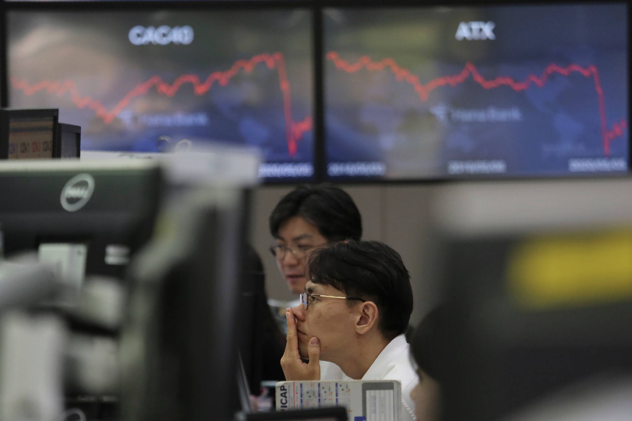 Aktien in Asien steigen, Ölpreise fallen