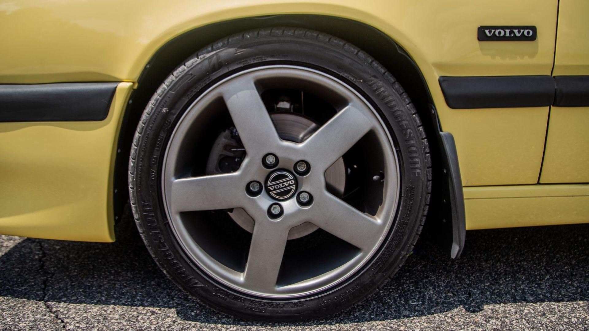 The Volvo wagon that out-cornered the BMW 540i