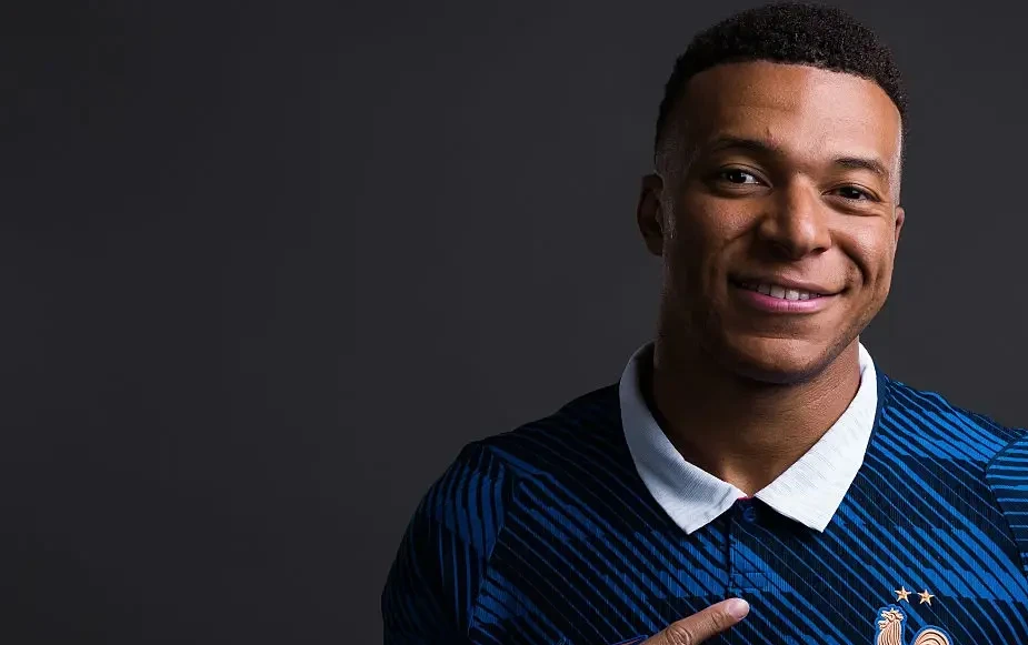 Mbappé admits 2022 final regret as France eye history