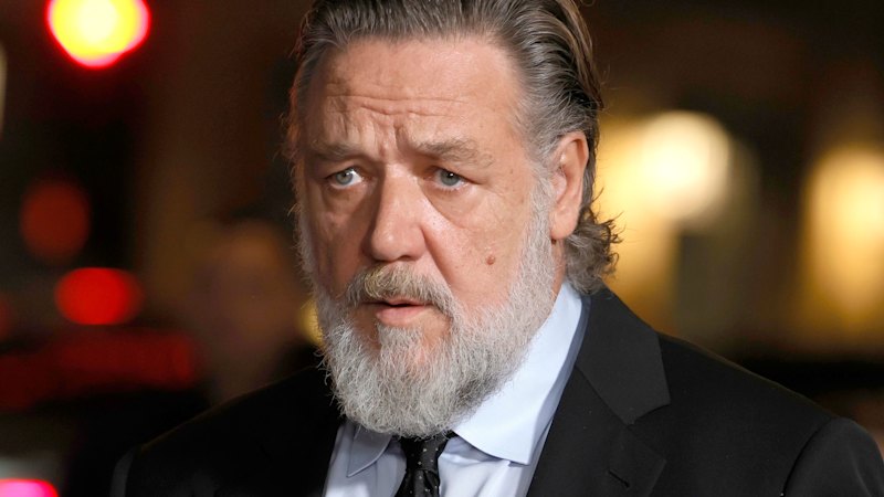 Russell Crowe 'stuck to his guns' in kick back against X-rated film scene