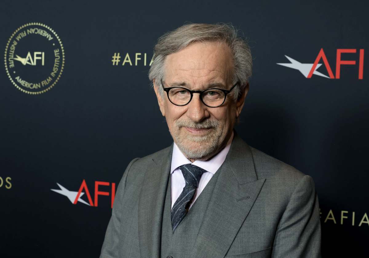 Steven Spielberg was 'crushed' when Harrison Ford rejected Dr Alan ...