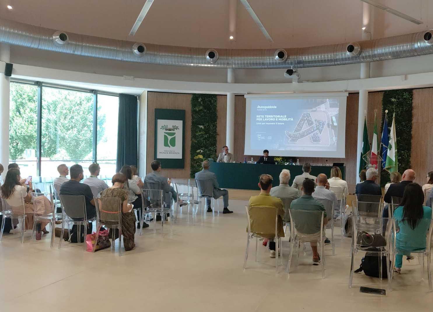 La formazione dei futuri autisti. Patto tra Autoguidovie e Provincia