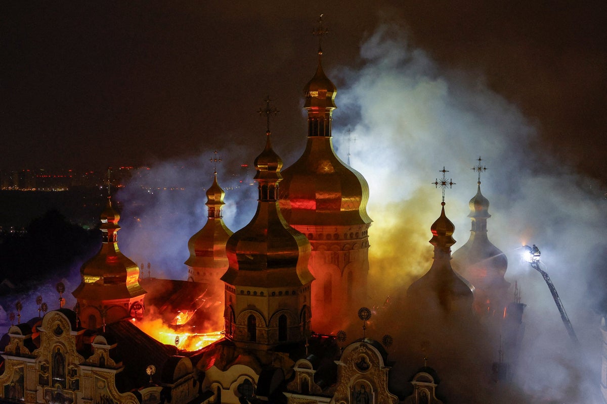 Ukraine live: Russia bombs Kyiv cathedral as Trump offers to end war