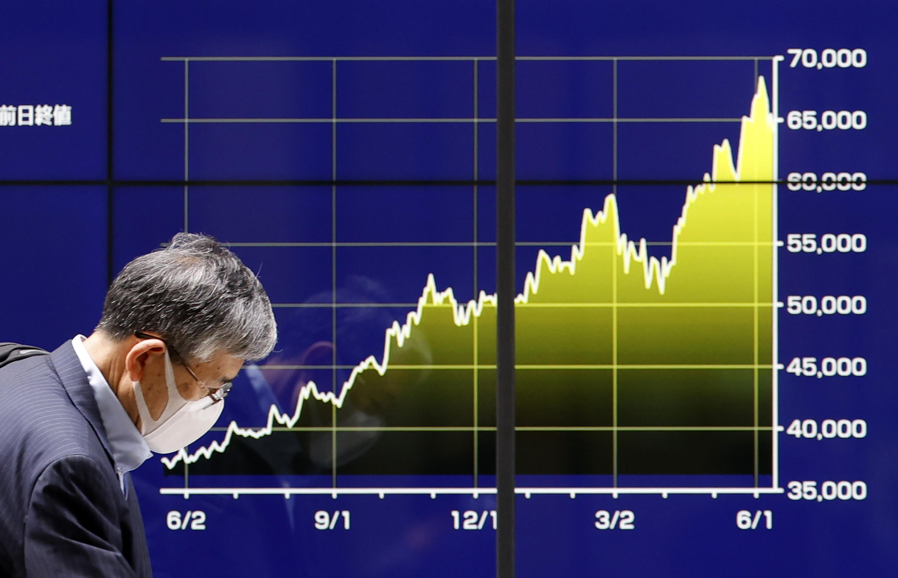 Borsa: Tokyo, apertura in rialzo (+1,30%)