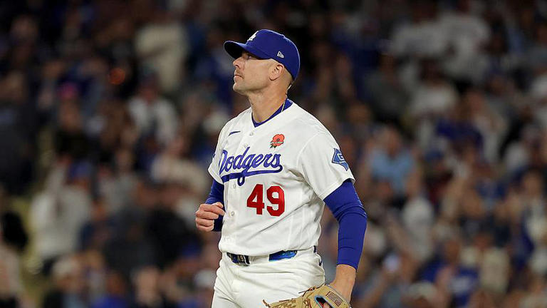 History will judge Giants, Dodgers players who failed LGBTQ fans in MLB ...