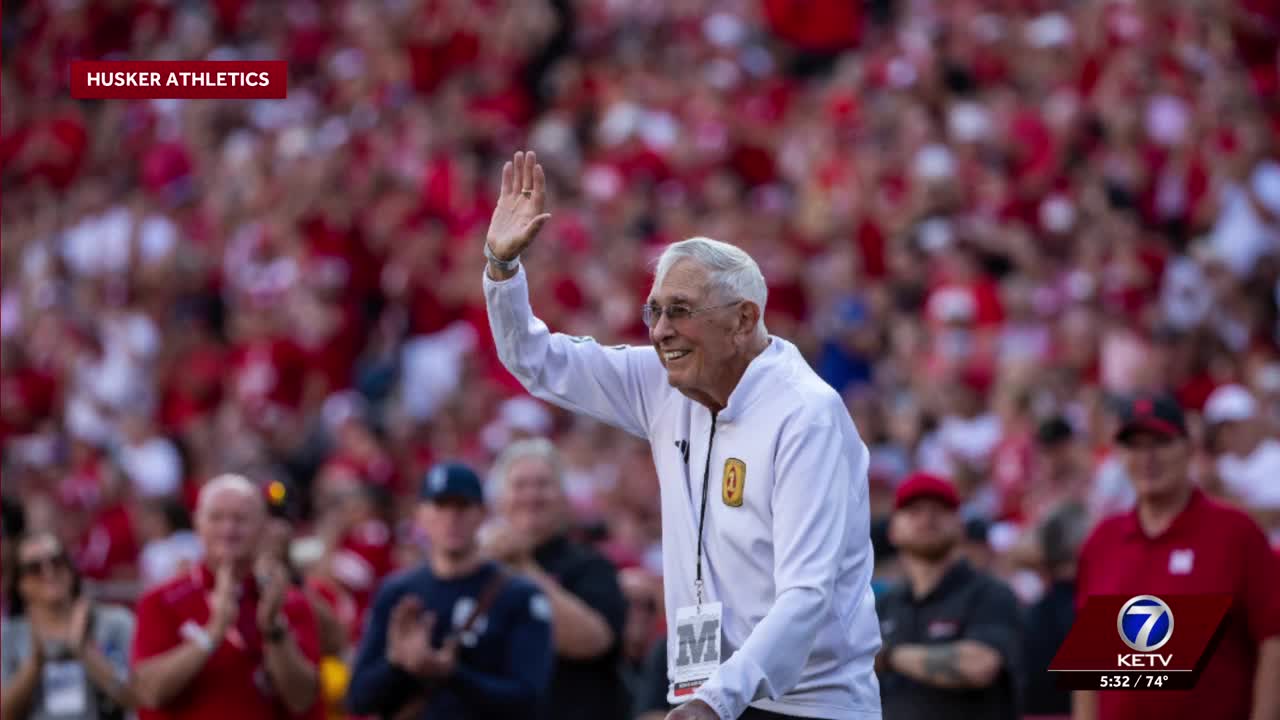 National championship winning Nebraska assistant football coach dies