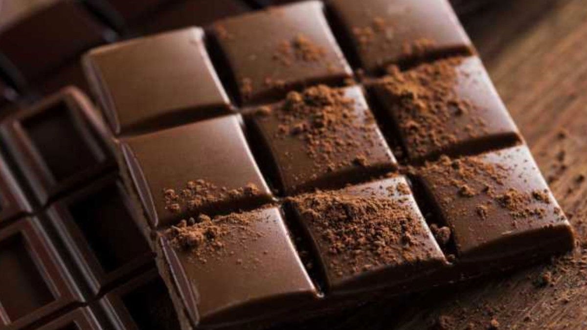 El error al guardar el chocolate en verano: cuándo conviene meterlo en ...