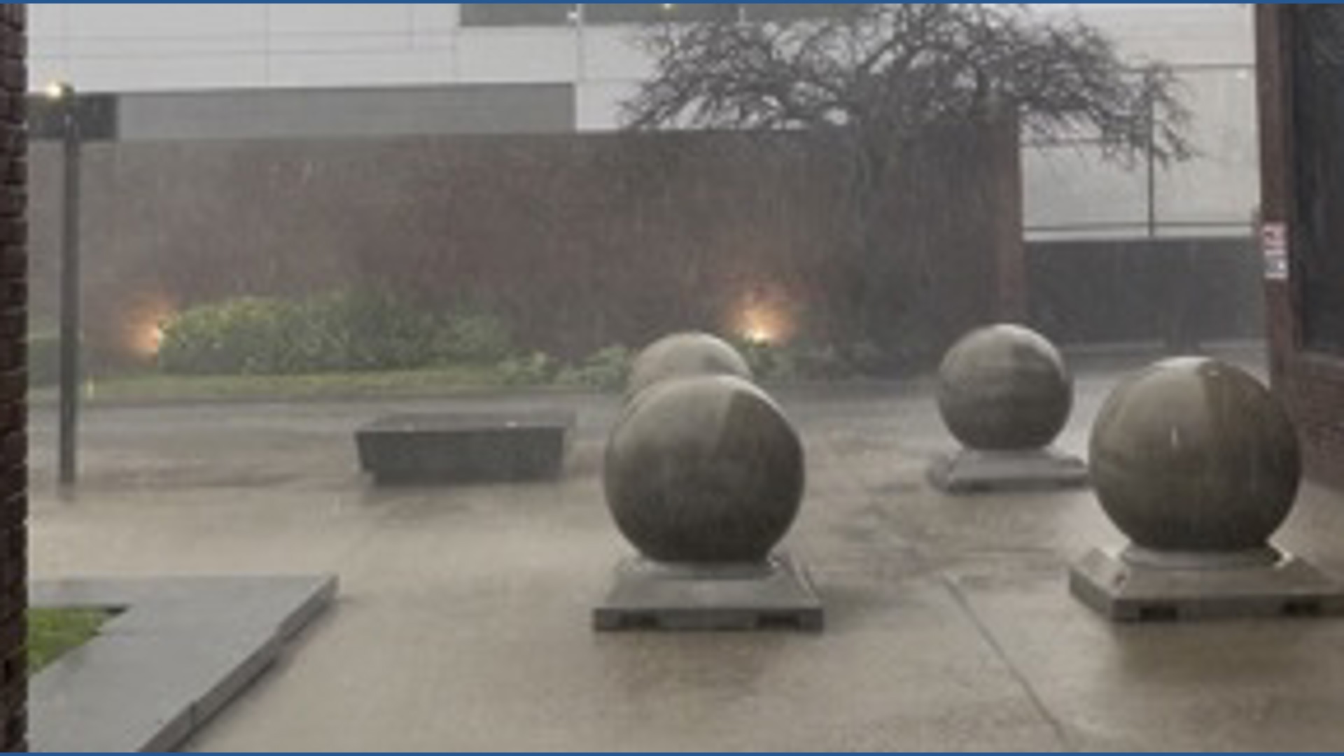 Strong storm passes through downtown Buffalo