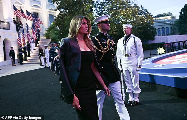 Trump takes center stage at White House UFC extravaganza as MMA stars ...