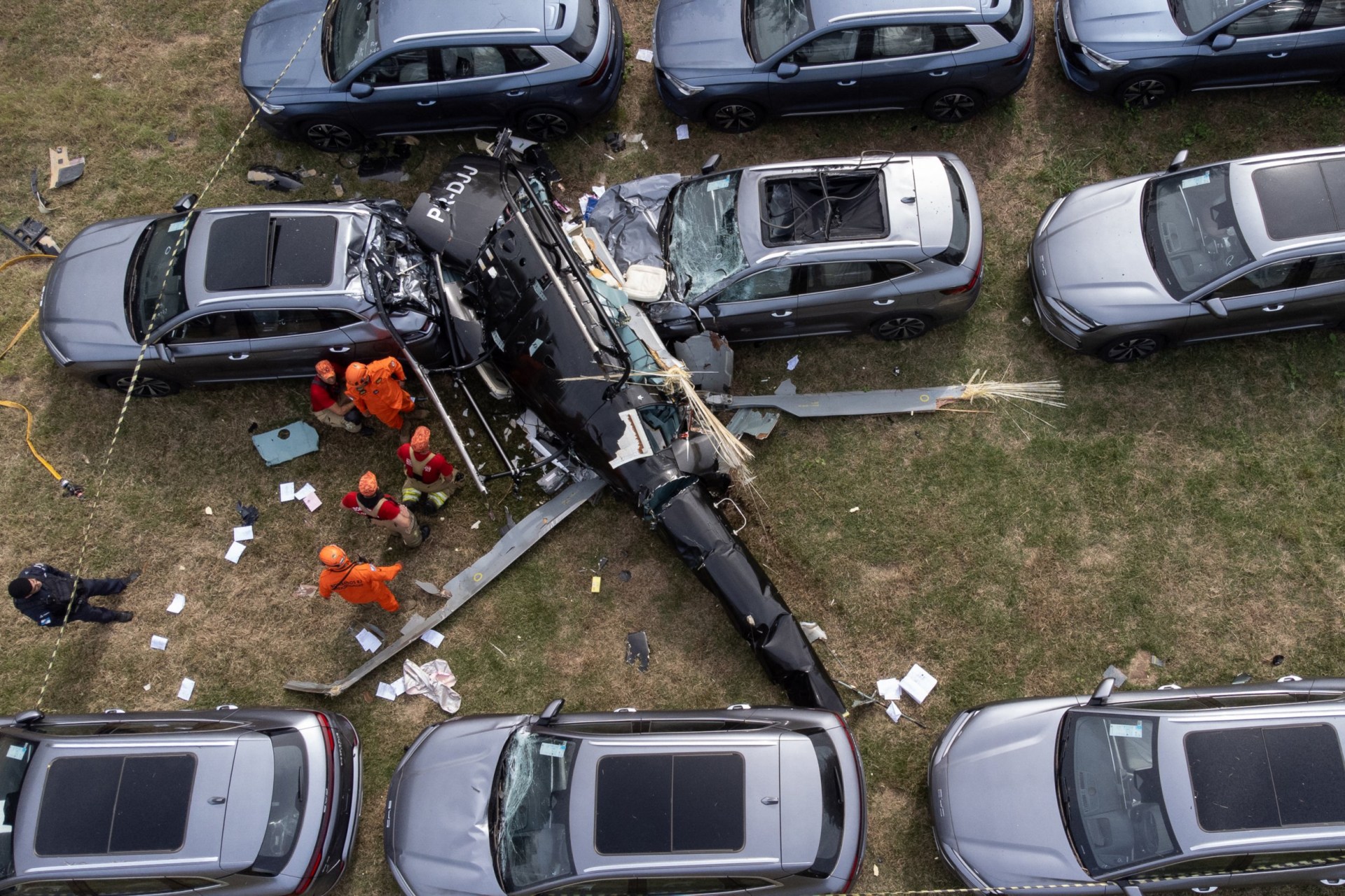Tourists among six killed after helicopters crash in mid-air fireball ...