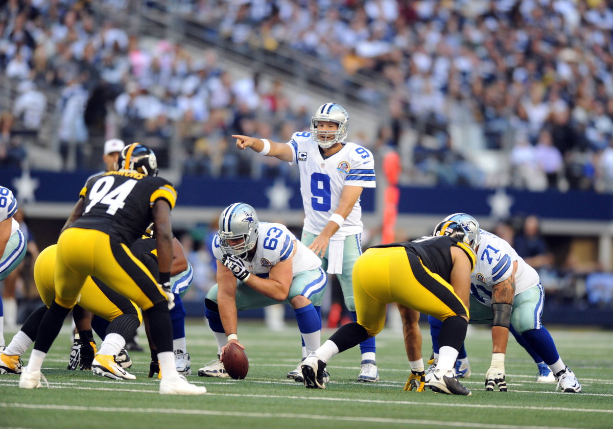 Ranking top 10 undrafted QBs of all time