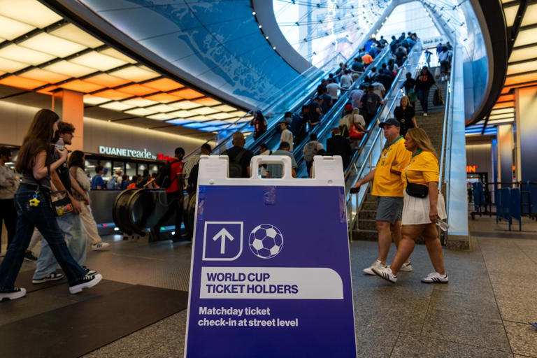 Travel chaos at MetLife has World Cup fans stranded for hours — with ...