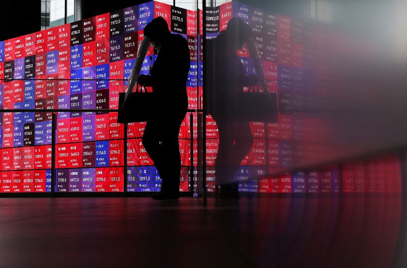 Shares surge, oil skids in Asia on Gulf deal