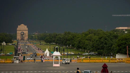 Delhi weather: Some rain and cloudy skies this week, but temperature to ...