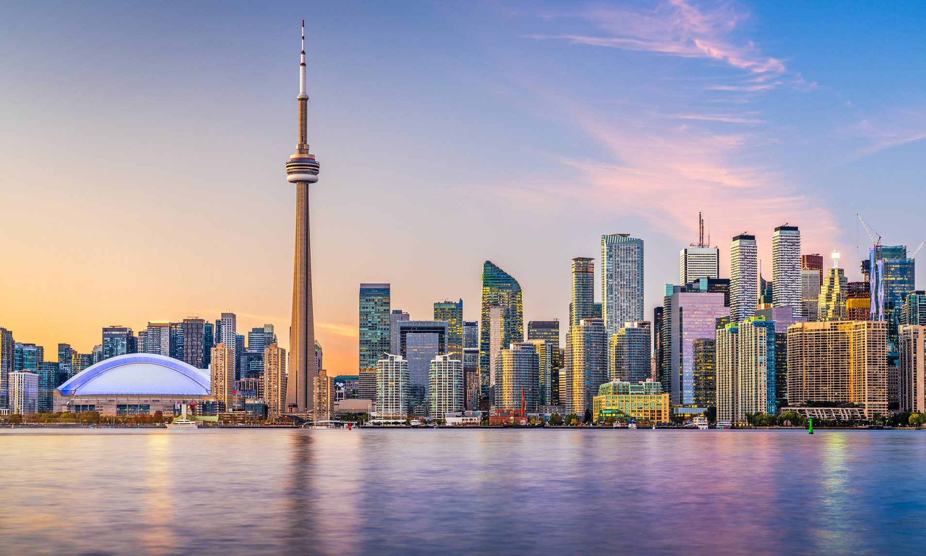 The world's best cities for solo travel - as Manchester is named the UK ...