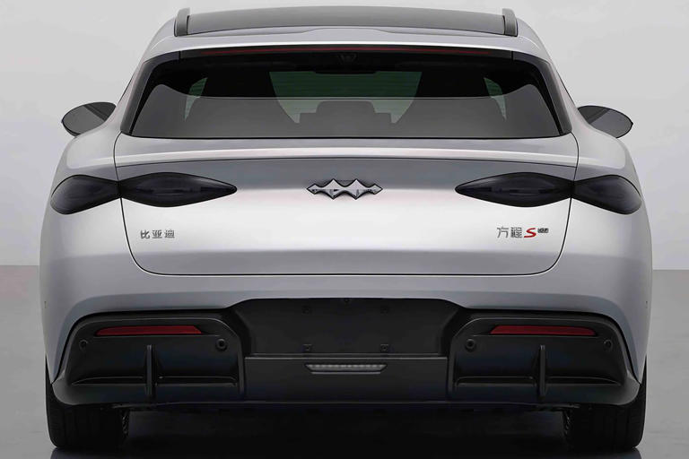 BYD's off-roader brand has its first sports sedan and wagon leaked