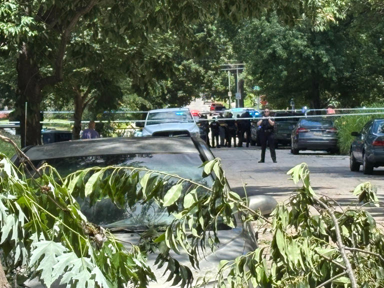 Police: Teen in custody after fatal shooting at Kansas City home