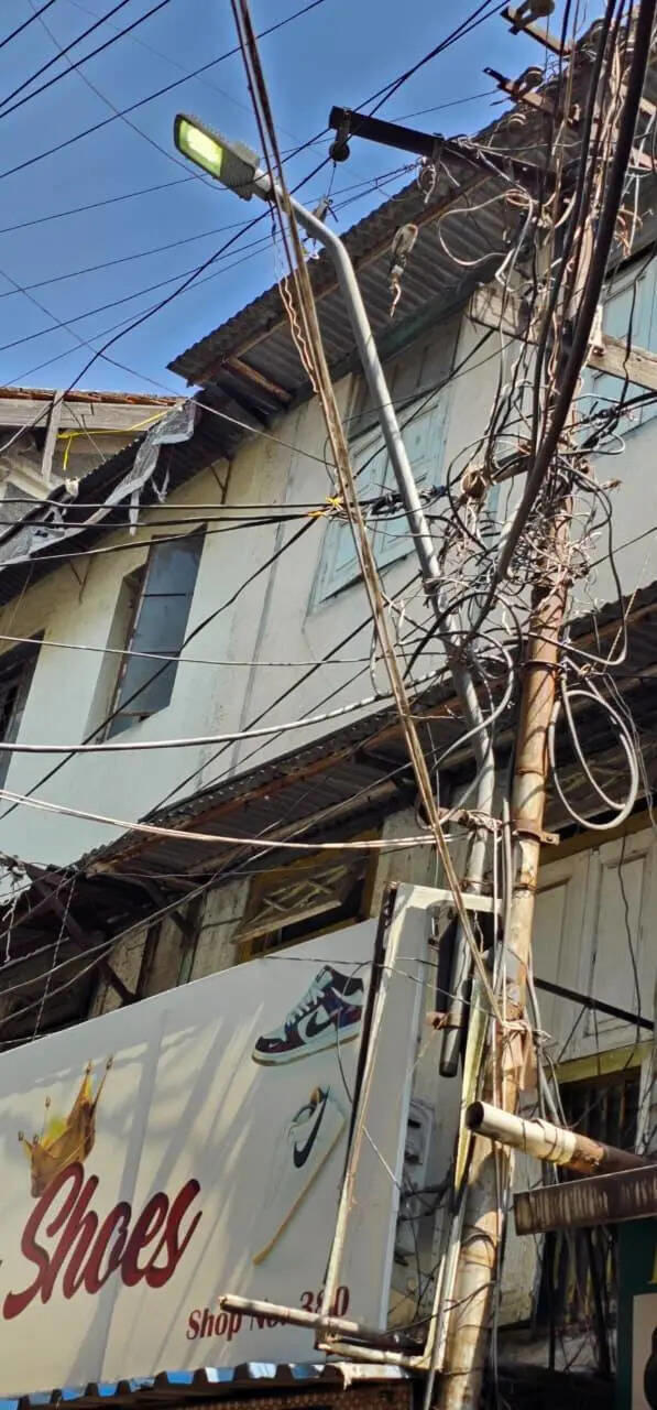 Pune Cantt Board repairs 200 streetlights, hundreds still await restoration