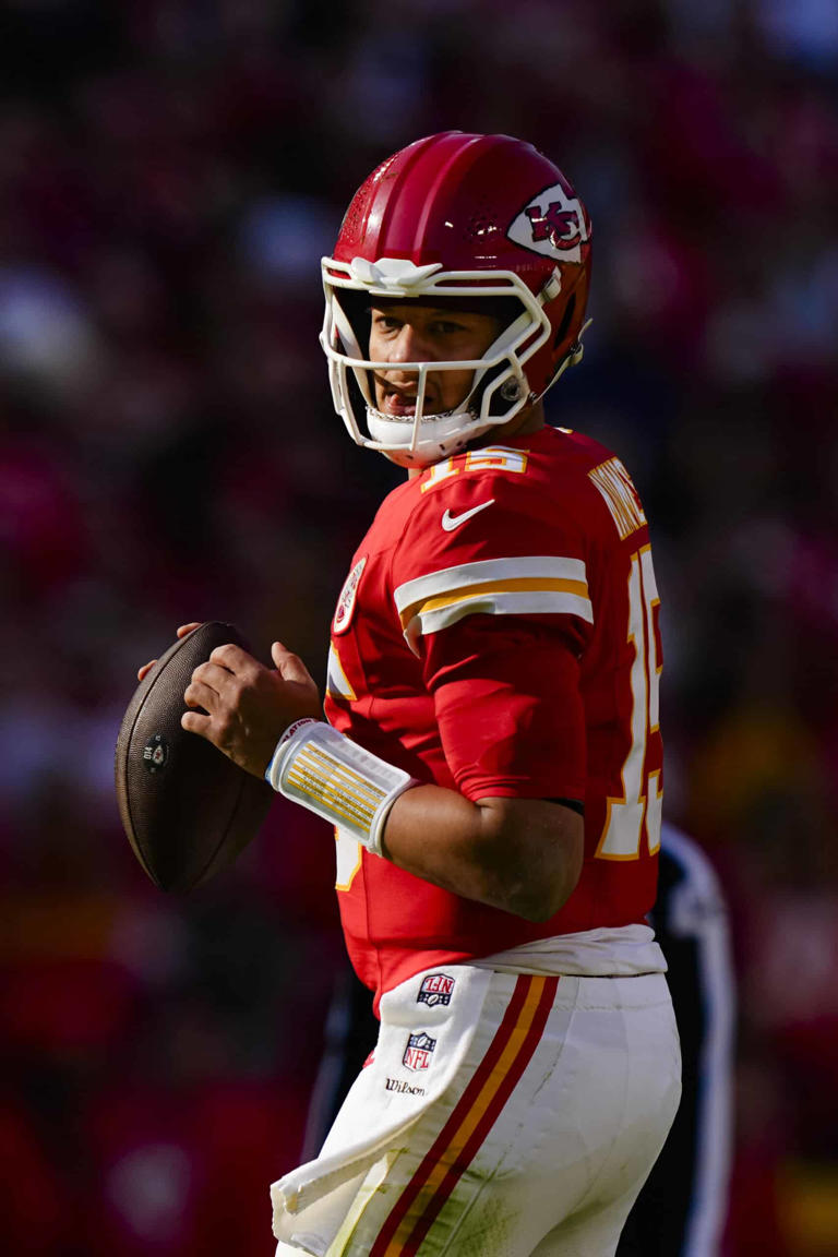 Patrick Mahomes’ mom has emotional message after Chiefs QB’s nine years ...