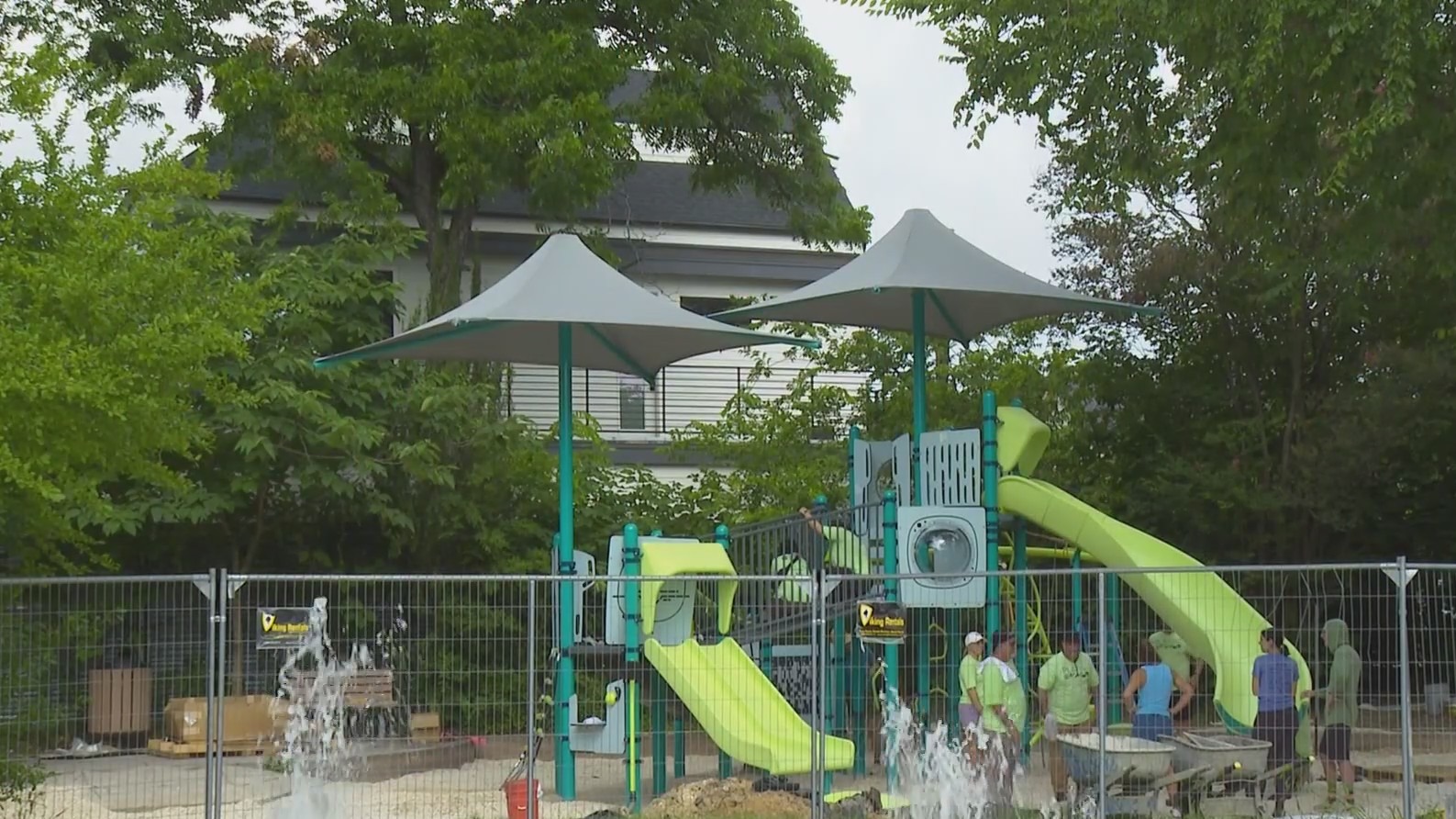 Community volunteers revitalize East Austin’s Chestnut Pocket Park