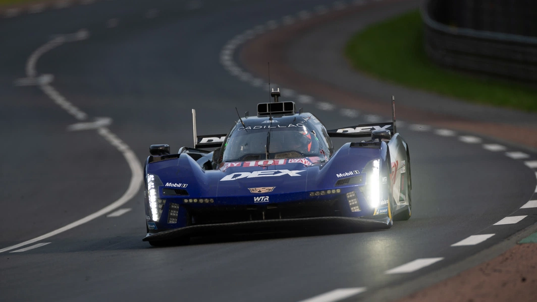 Power steering failure ends Cadillac’s Le Mans hopes