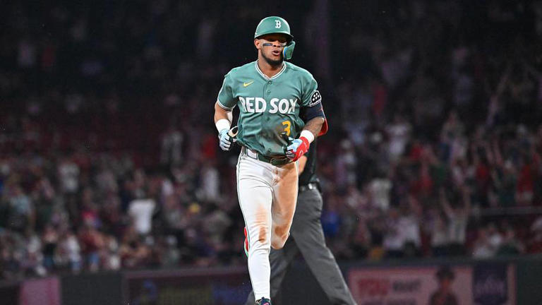 Red Sox's Craig Breslow isn't as secure in Boston as expected