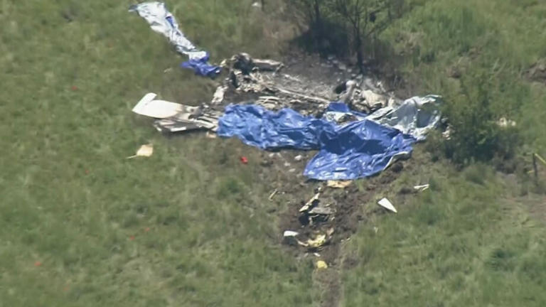 Skydiving plane crashes in Missouri, 11 passengers and pilot killed