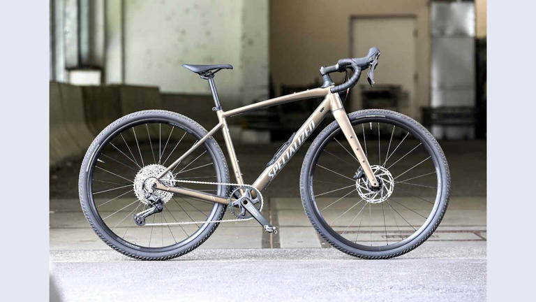 Specialized Diverge 4 Sport Alloy: Alu-Gravelbike zum kleinen Preis