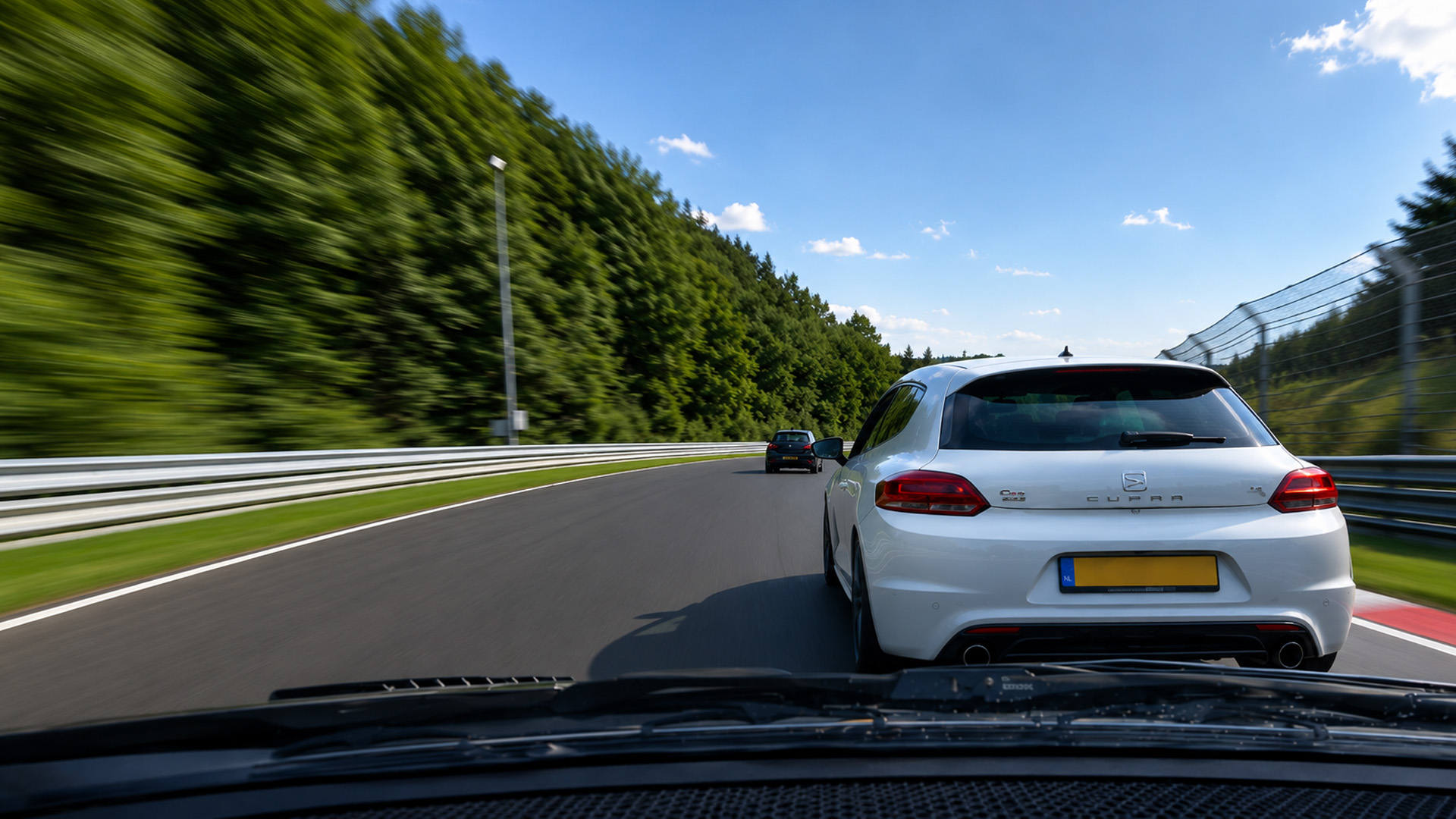 Honda Civic close call with Seat Cupra on track