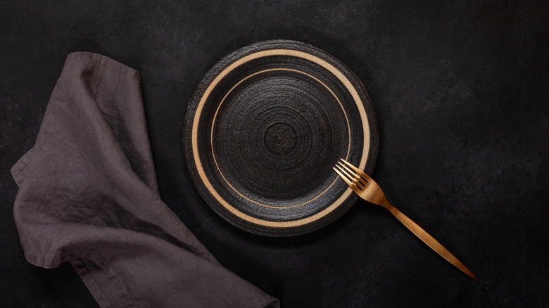 Diners are literally left in the dark about what they're eating at this ...