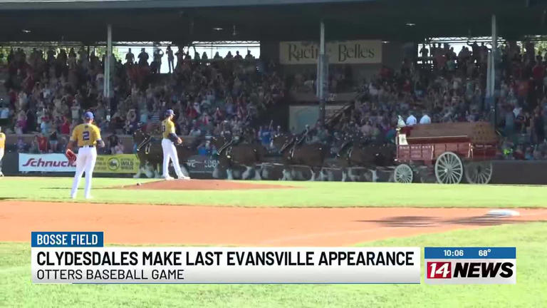 Budweiser Clydsdales make special appearance at Otters game