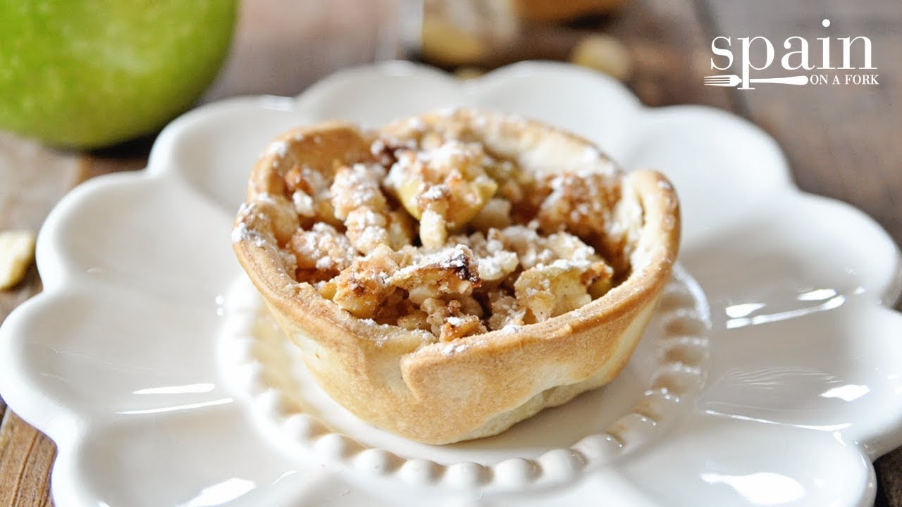 Mini apple pies with Marcona almonds | Easy Spanish-inspired recipe