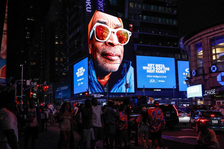 Kevin Hart calls for Knicks to give Spike Lee a championship ring after ...