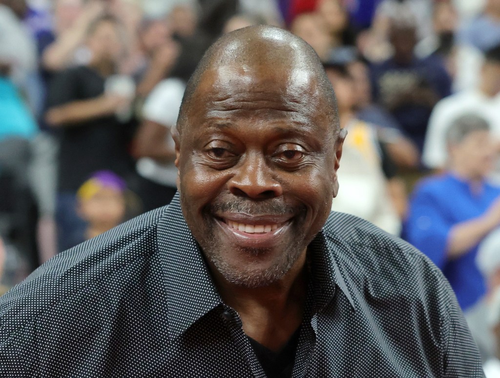 Knicks legend Patrick Ewing goes viral with Jalen Brunson in ...