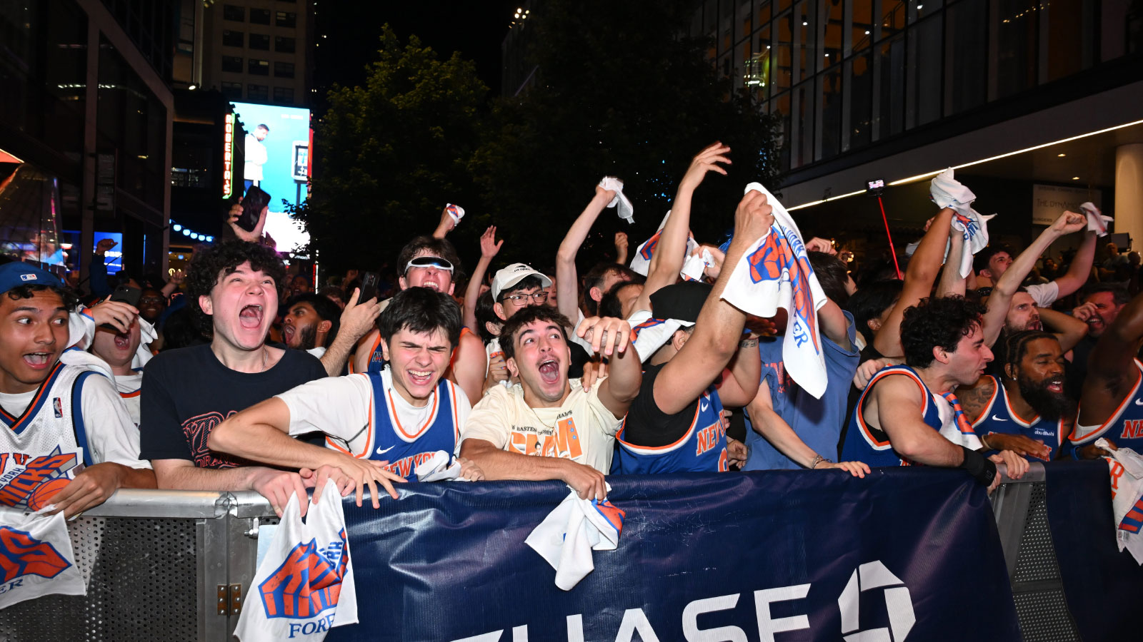 Imagine if your first day in US was in middle of Knicks championship ...
