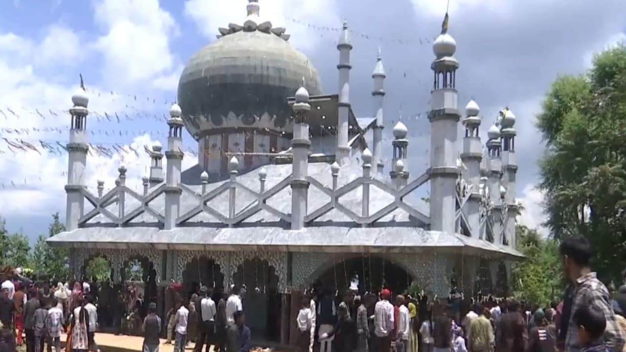 Rajouri: 30th annual Urs of Sufi saint Baji Shafi Sahib concludes
