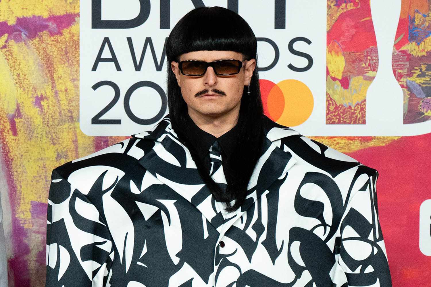 Singer Oliver Tree, 32, among 6 killed in fiery crash involving two ...