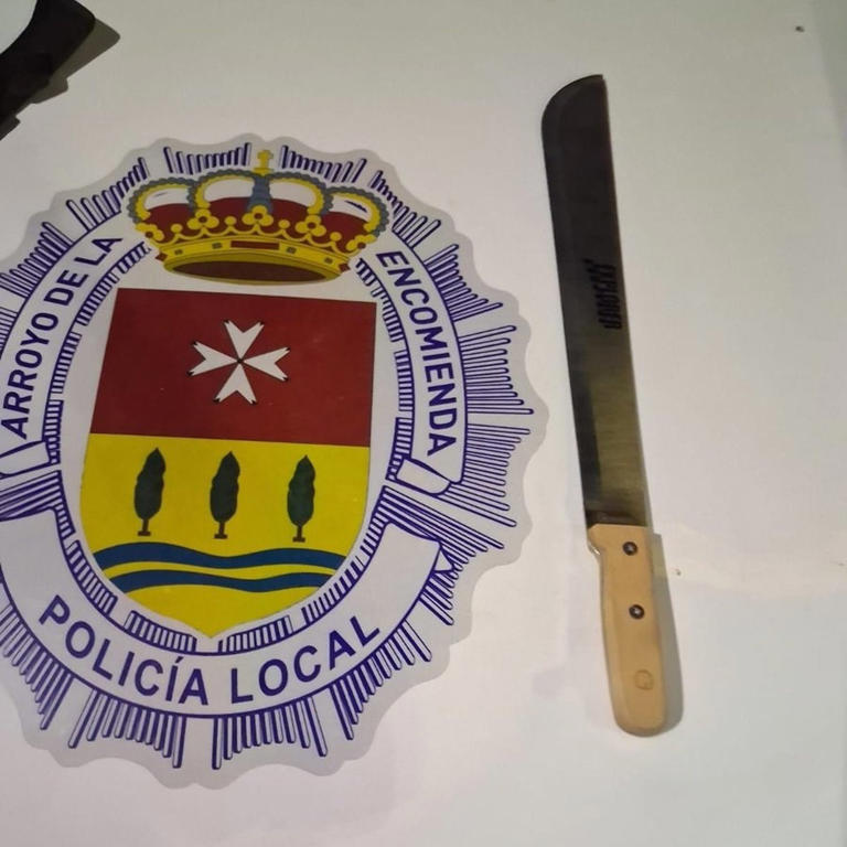 Detenido un menor en las fiestas de La Flecha por llevar un machete de ...