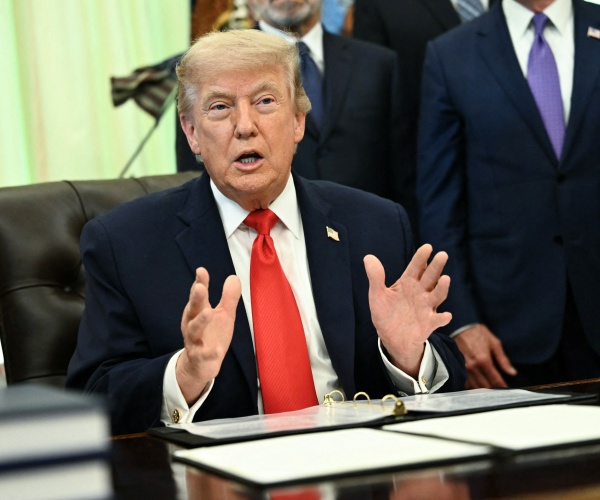 Trump rips Sen. Reed over Obama Iran deal comparison