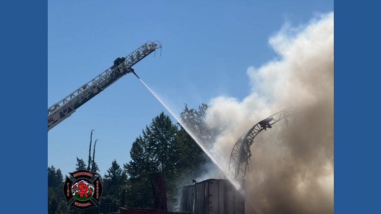 Fire burns pile of construction debris at Woodinville recycling facility