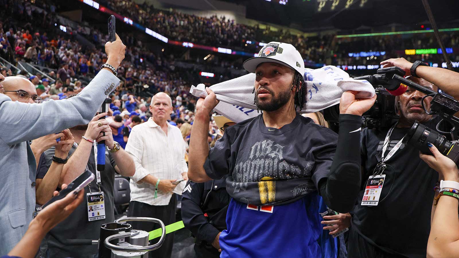 Knicks’ Jalen Brunson reveals when he pulled LeBron James by nuking ...