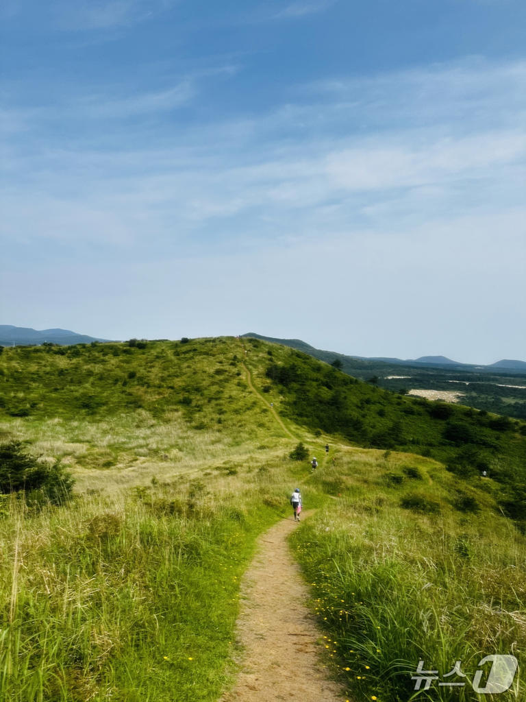 [오늘의 날씨] 경기(15일, 월)…낮 최고 33도 무더위